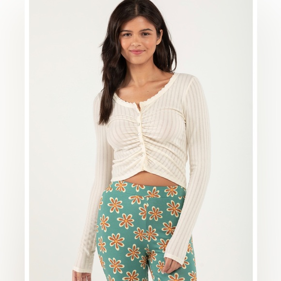 RSQ | Tops | Nwot Rsq Button Front Cinch Pointelle Top | Poshmark